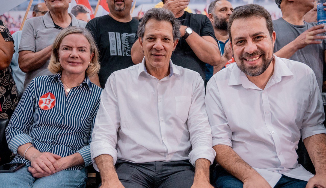 PT oficializa apoio a Guilherme Boulos para a prefeitura de São Paulo ... PT oficializa apoio a Guilherme Boulos para a prefeitura de São Paulo ...